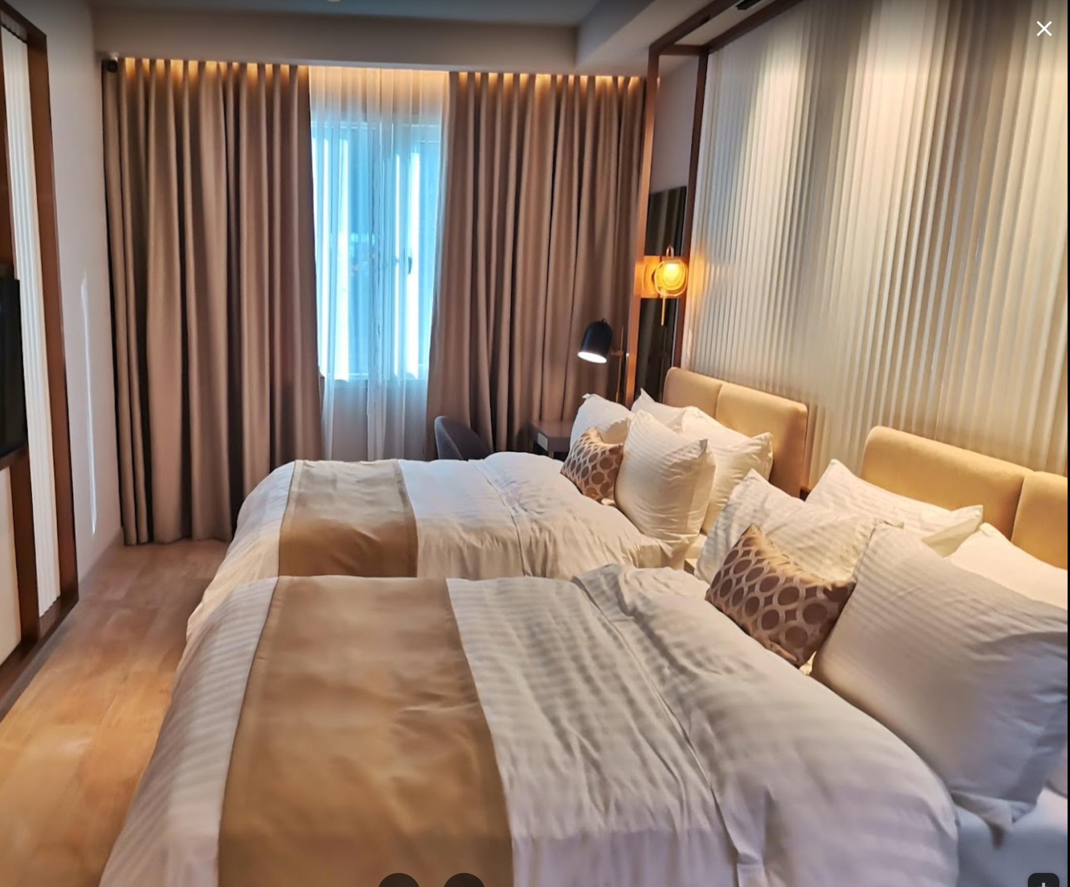 UMA-hotel-room-2